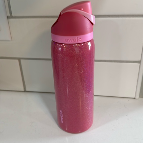 Owala | Dining | Owala Back Girl Pink Glitter 32oz Water Bottle | Poshmark